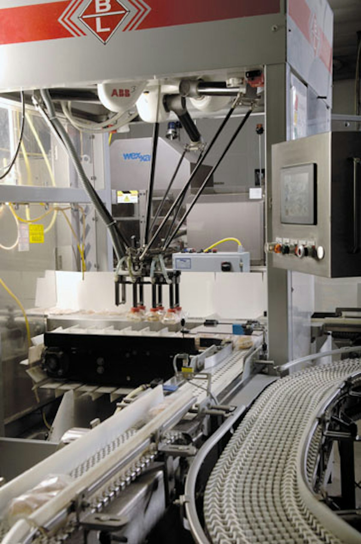 Automated pickers boost hamburger packing efficiencies | Packaging World
