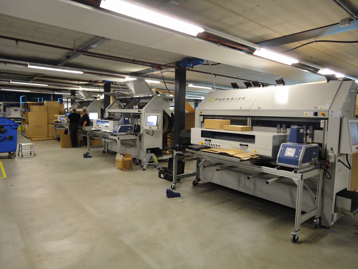 Boston Scientific boxes savings by producing shippers on demand ...