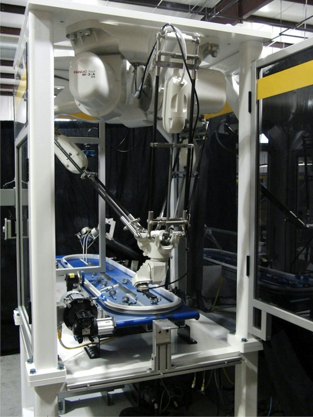 ESS Technologies: Robot for syringe pick and place | Packaging World