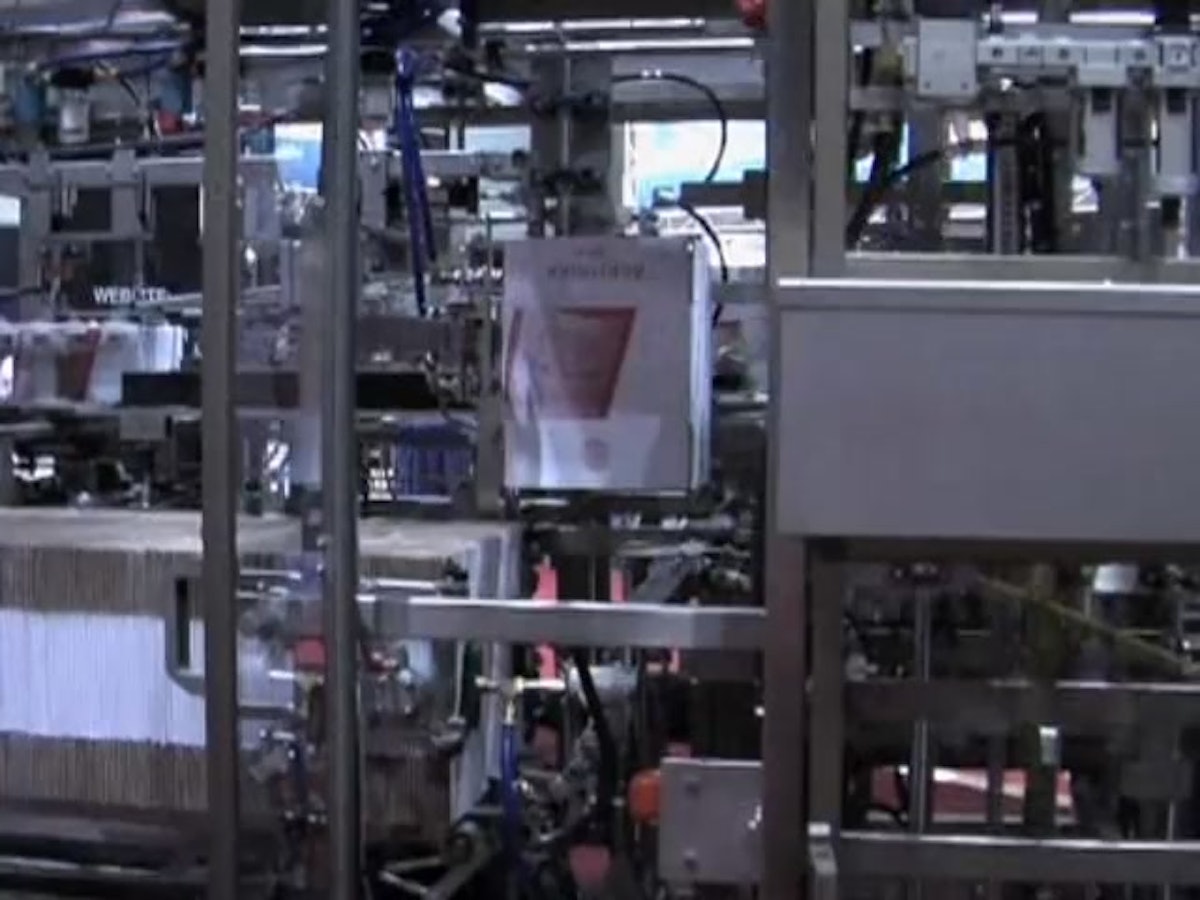 Bottom loader | Packaging World