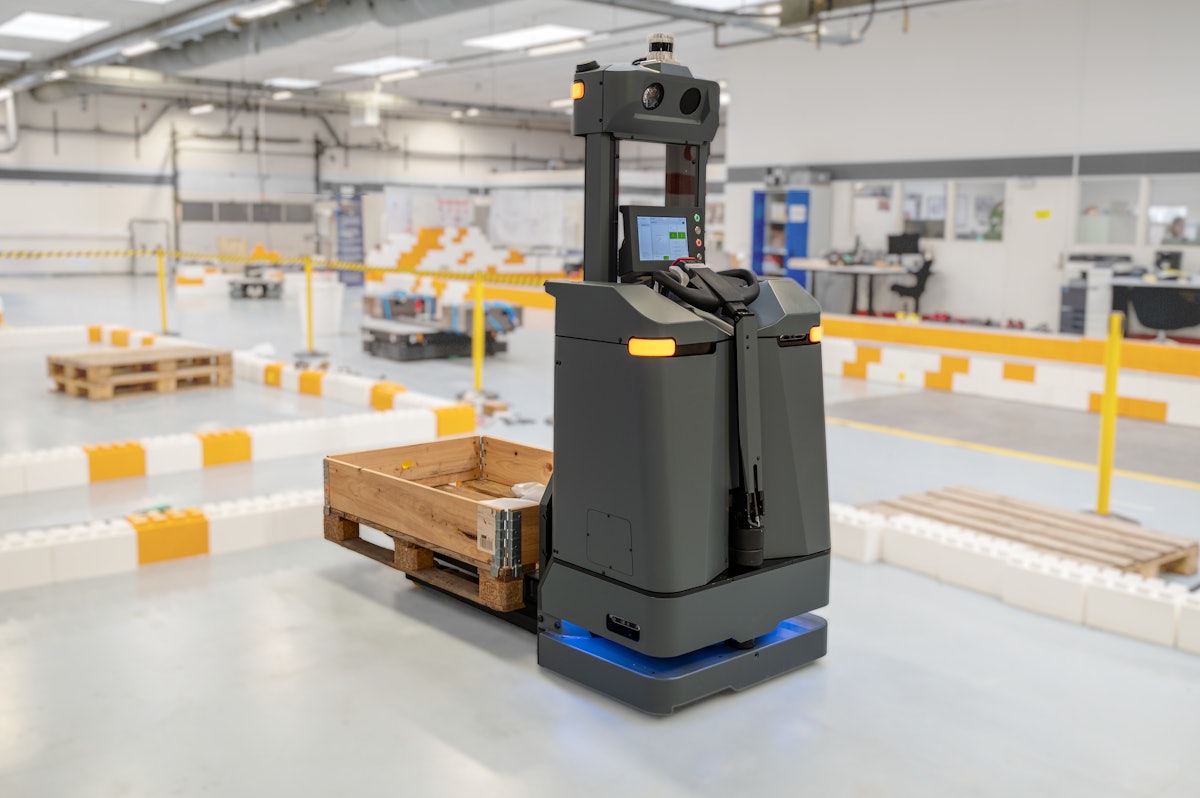 Pallet Jack Autonomous Mobile Robot From: Mobile Industrial Robots (MiR ... Pallet Jack Autonomous Mobile Robot From: Mobile Industrial Robots (MiR ...