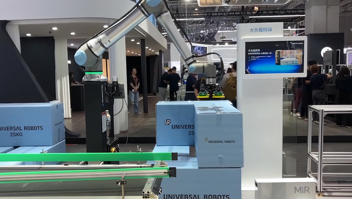 High-Payload Cobots From: Universal Robots | Packaging World